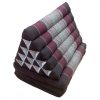 Triangular cushion : Style 15/3
