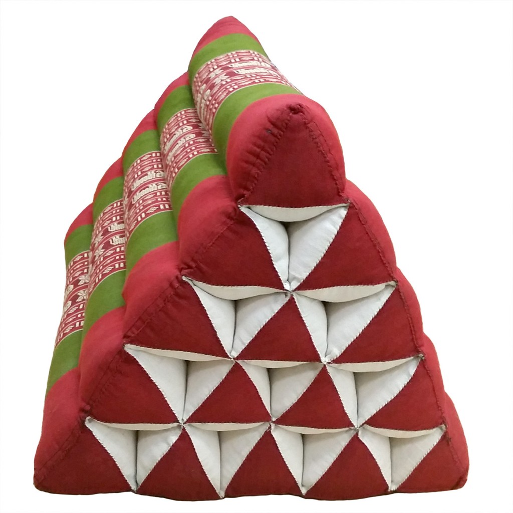 Triangular Cushion : Style 15